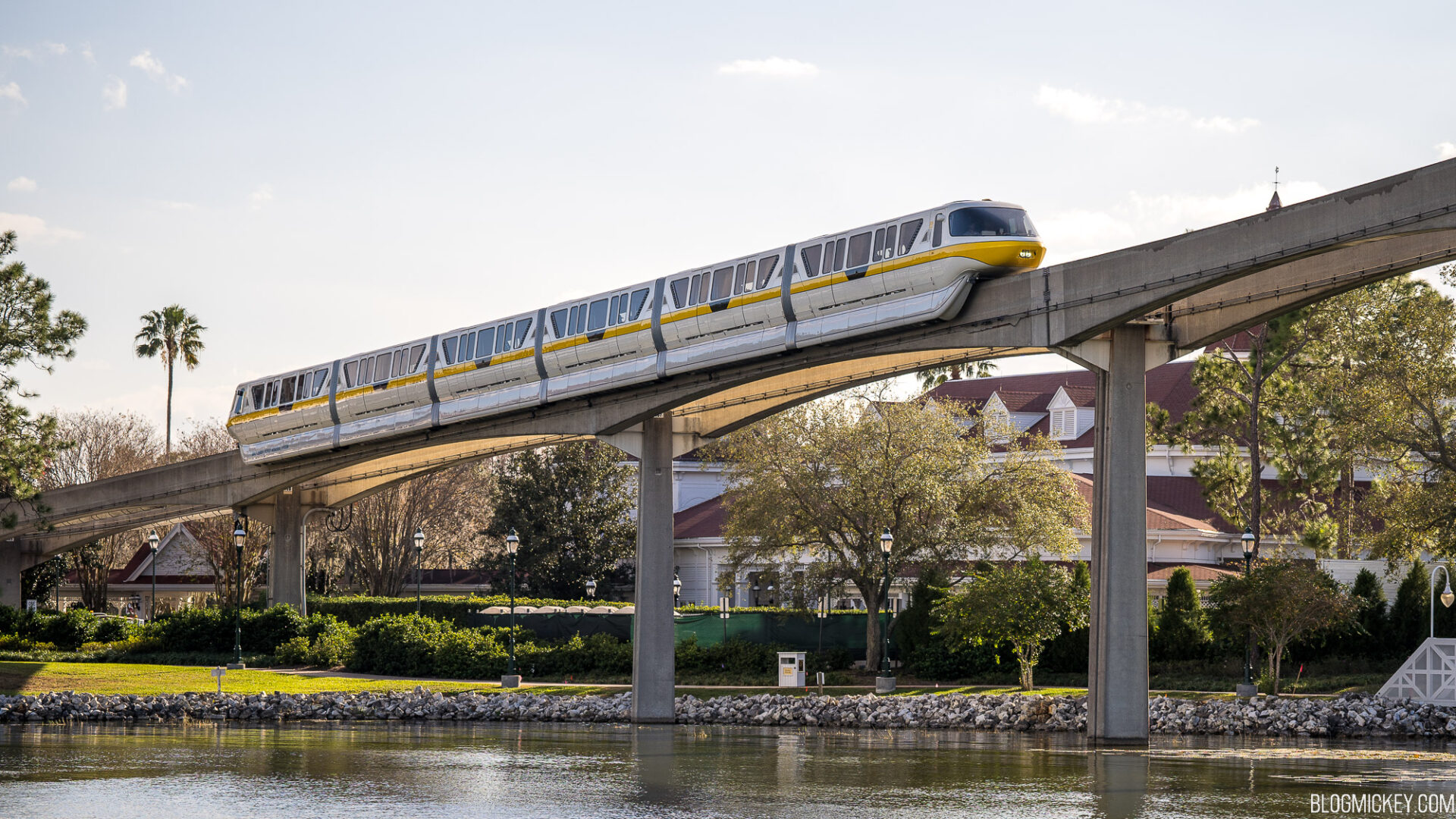 VIDEO, PHOTOS: Operational Struggles Continue for Aging Walt Disney ...