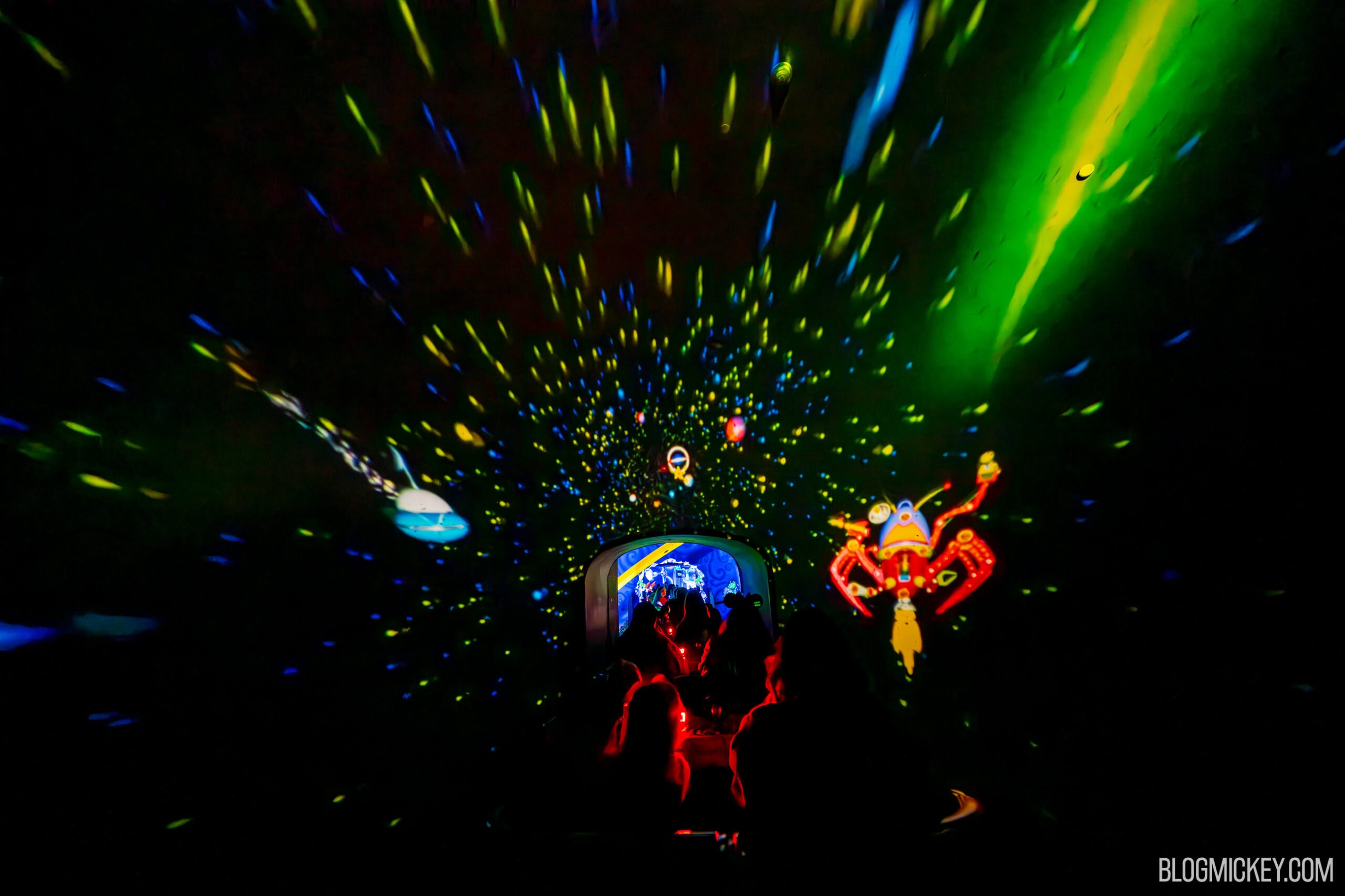 New Details of Reimagined "Hyperspace" Scene Coming to Buzz Lightyear's ...