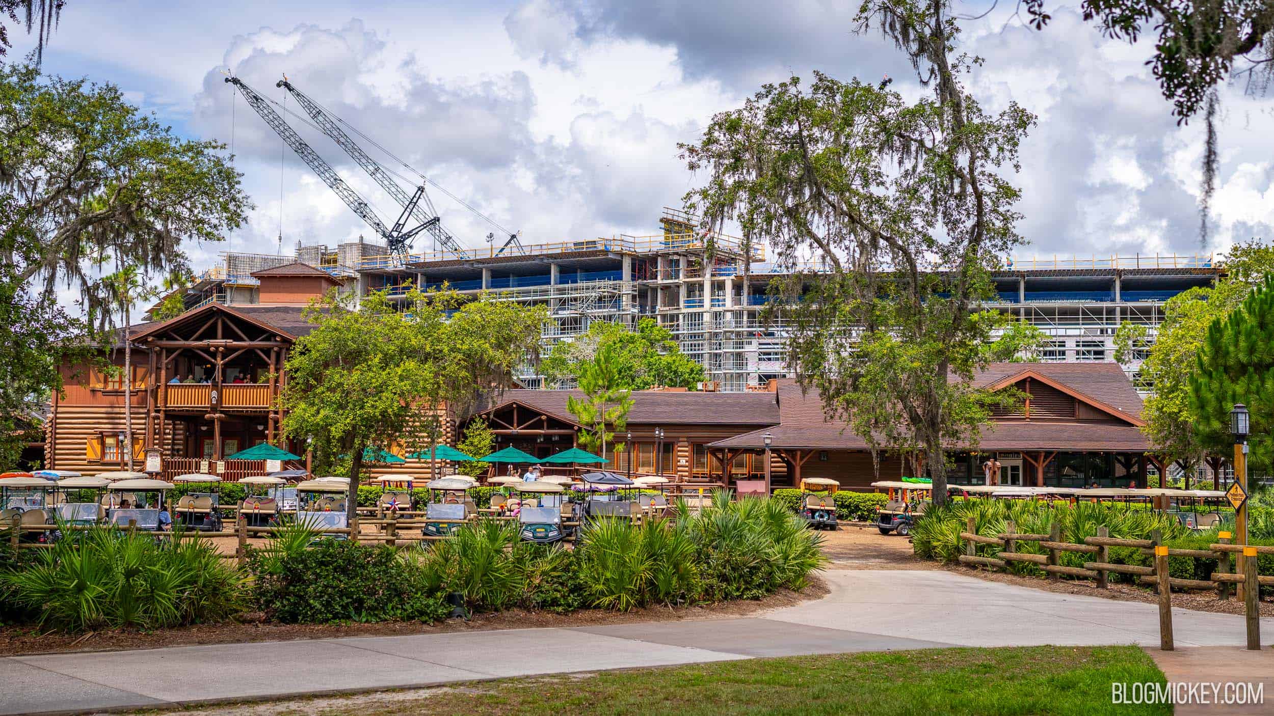 Disney Lakeshore Lodge Update: 10-Story Hotel Continues to Rise Over ...