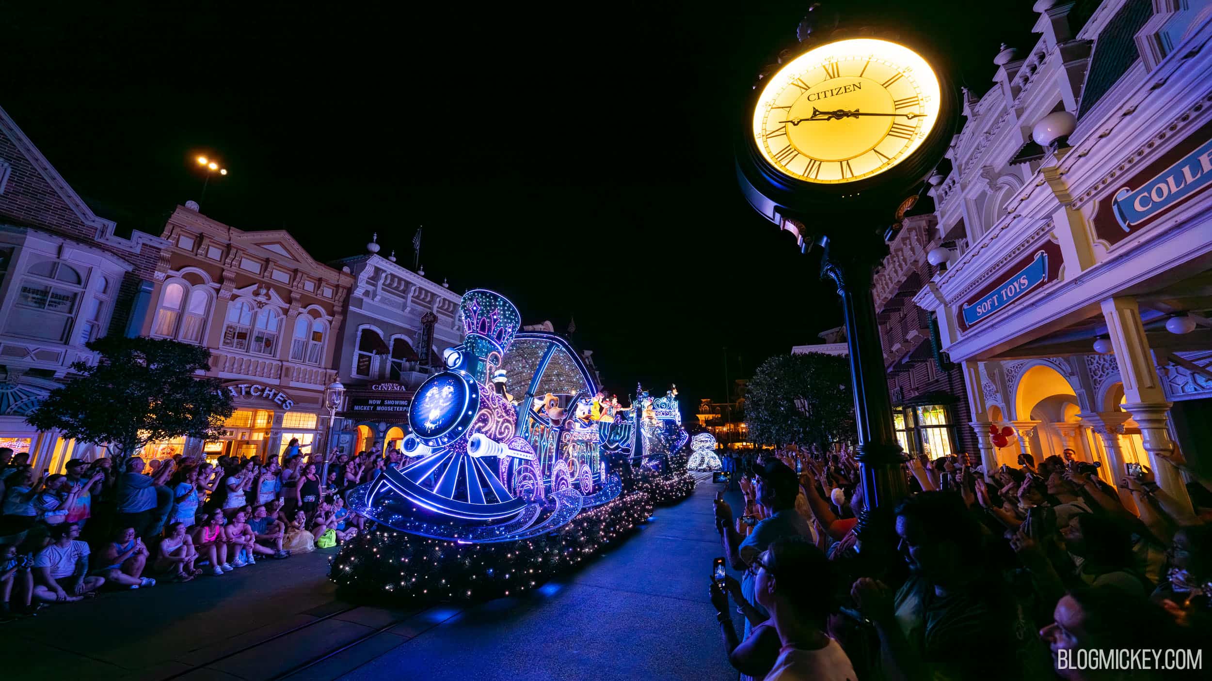 UPDATE: Walt Disney World to Continue Twice-Nightly Performances of ...