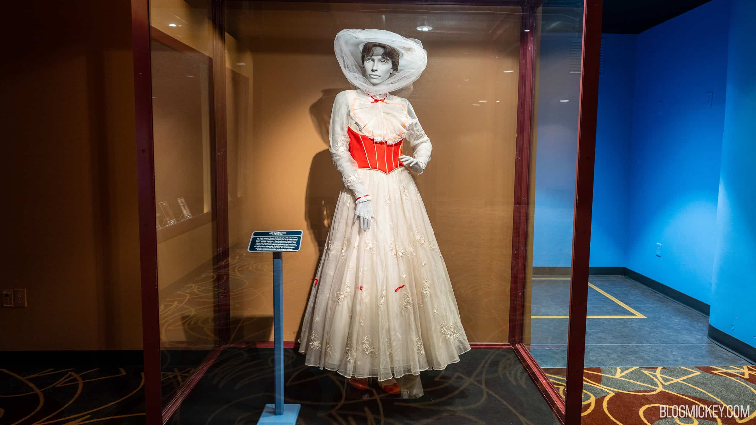 Mary Poppins Jolly Holiday Dress Returns to Walt Disney Presents at ...