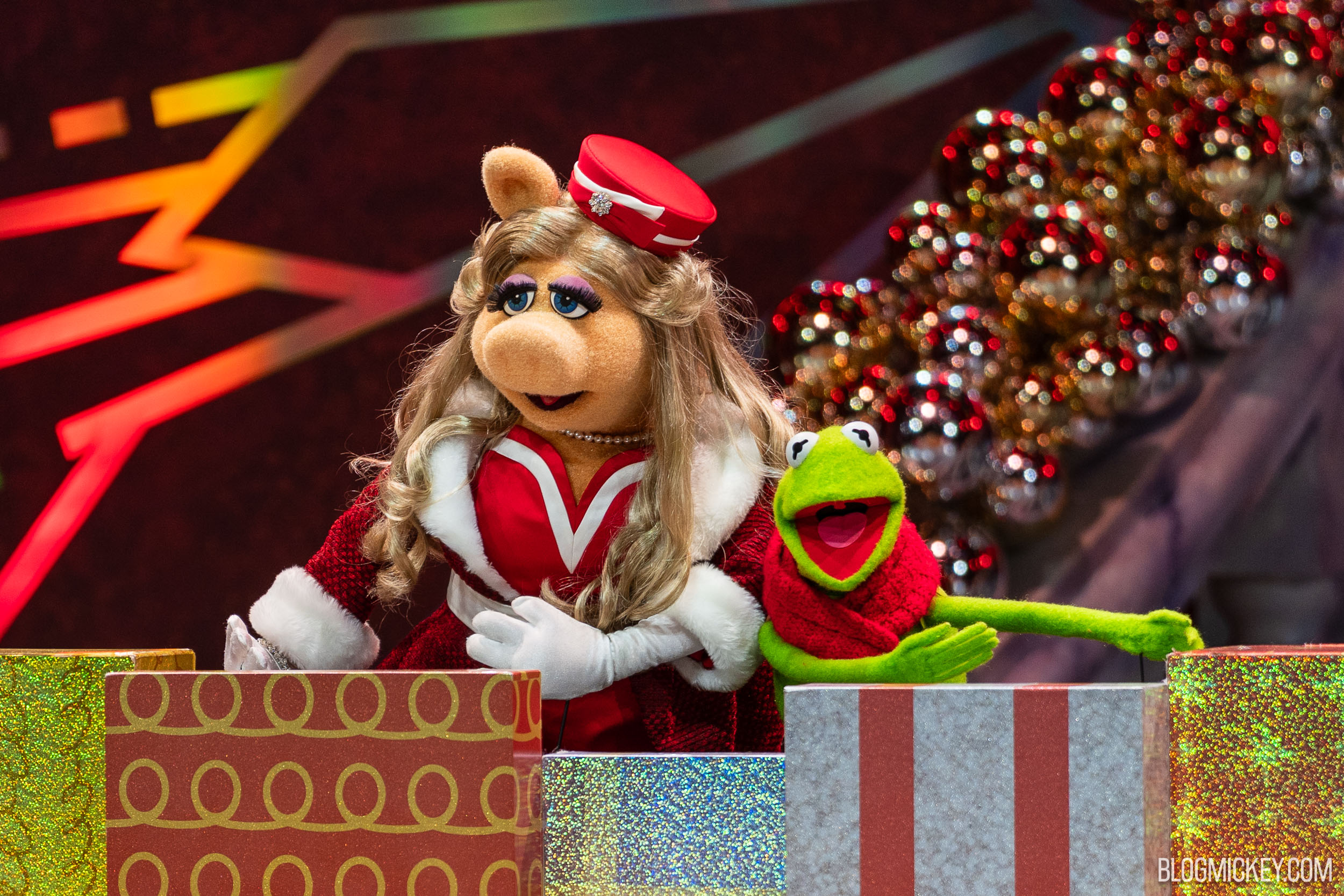 The Muppets Return to Hollywood Studios for 'Holidays in Hollywood ...
